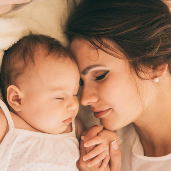 What Do New Moms Need After Giving Birth? - Mama Did It