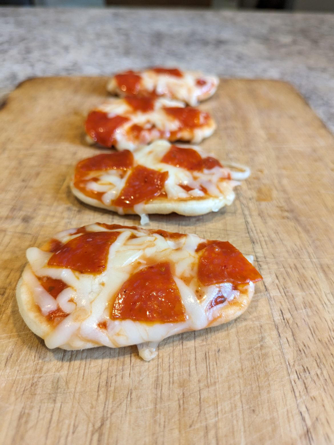 The Best DIY Pizza Lunchable Recipe - Mama Did It